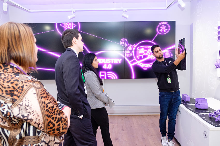 Shadow a Leader Day - Business & Economics - AUT